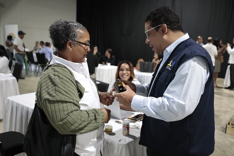 La DGCP promueve las contrataciones públicas en Puerto Plata y ...