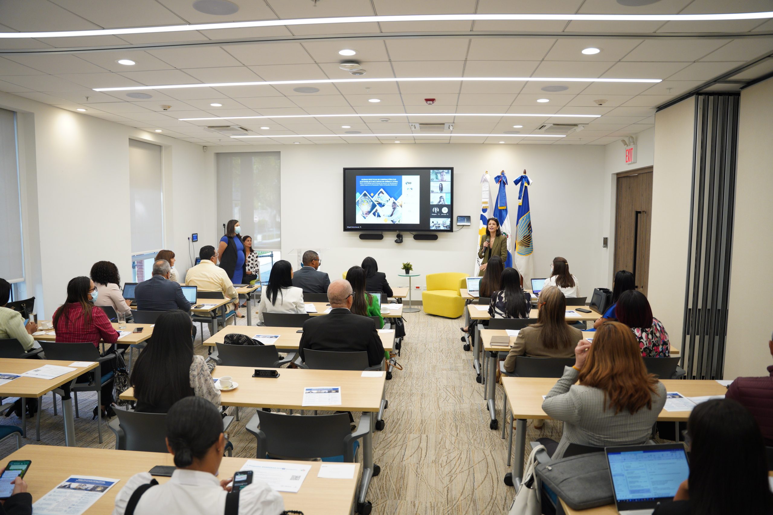 DGCP y BID abogan por la inclusión de personas con discapacidad y ...