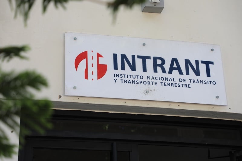 DGCP suspende contrato suscrito por el Intrant para instalación de red ...